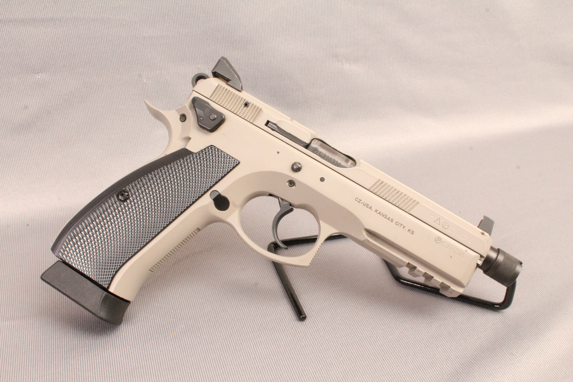 CZ ~ 75 SP-01 Tactical ~ 9mm | Bass Pro Shops